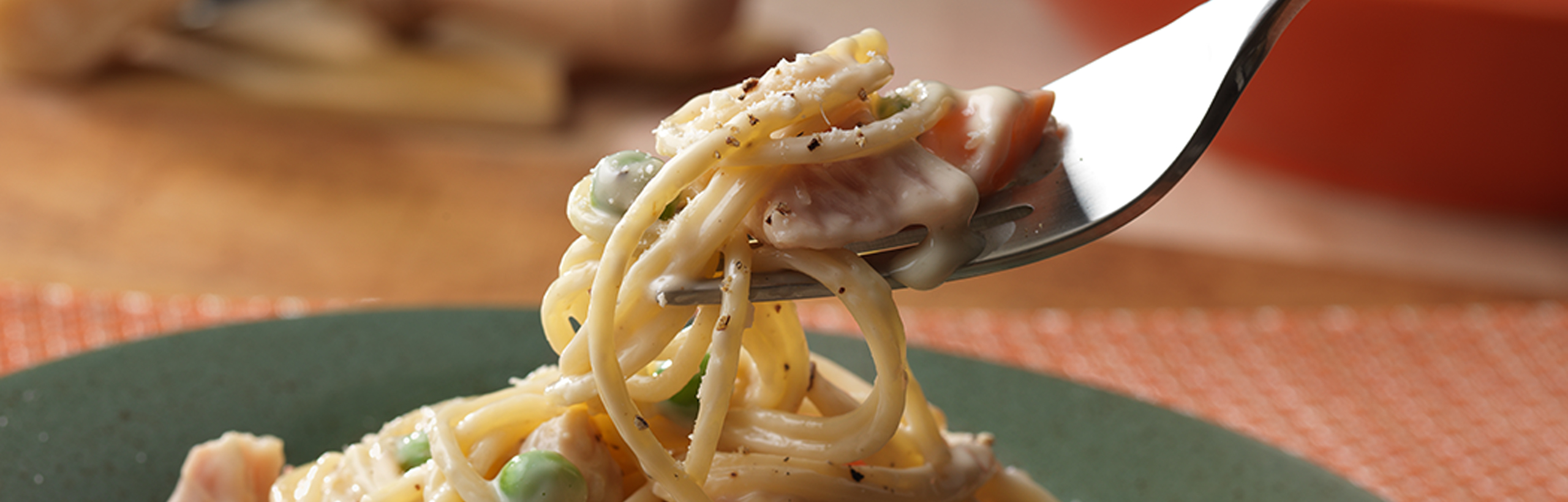 Creamy Turkey Primavera - Prego® Pasta Sauces