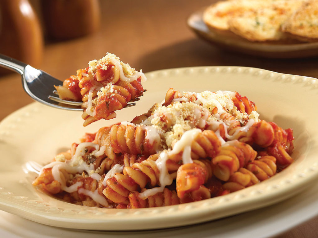 Creamy Turkey Primavera | Prego® Sauces