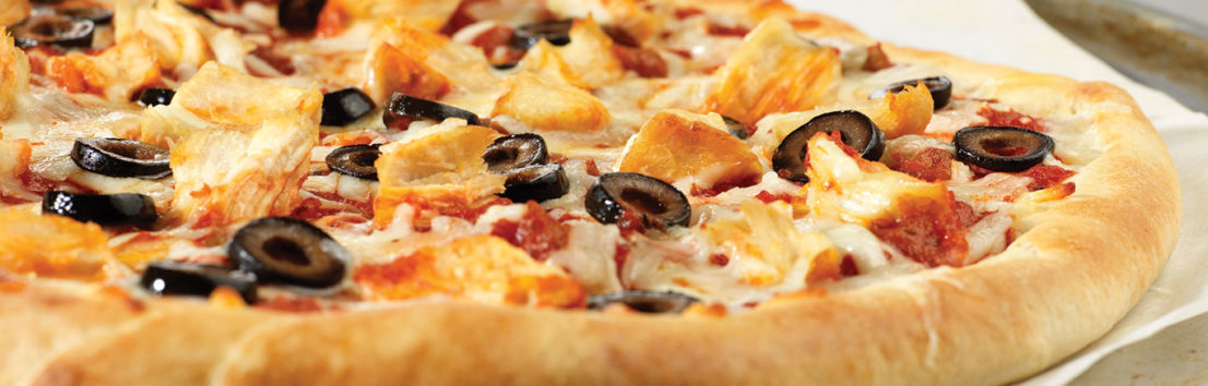 Cheesy Chicken Pizza | Prego® Sauces