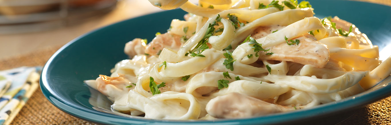 Quick And Easy Chicken Alfredo Prego® Sauces
